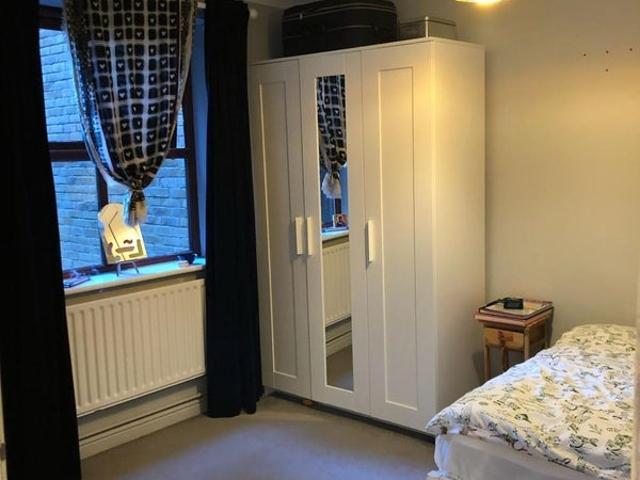 Room at Wetherell Road, Greater London
