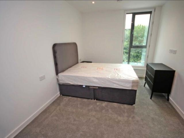Room at Wharf End, Trafford