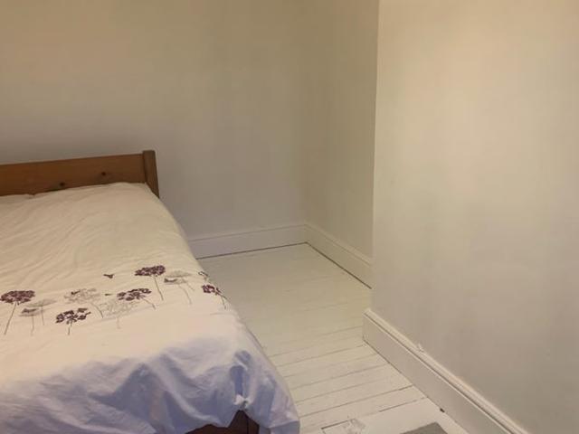 Room at Wharncliffe Avenue, Wath upon Dearne