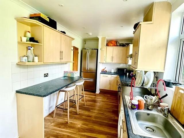 Room at Whatley Avenue, Greater London