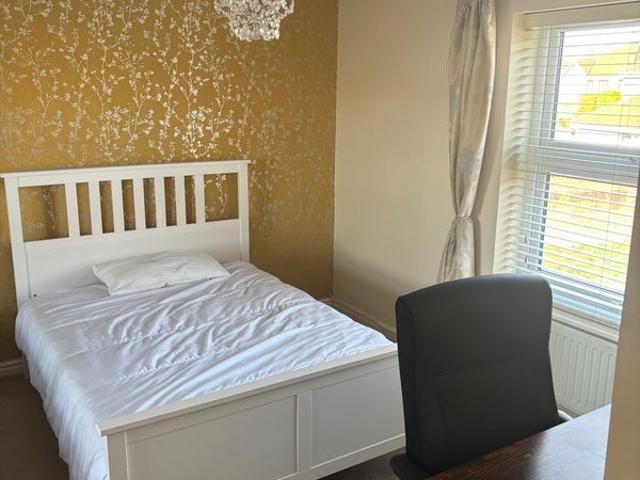 Room at Wheatfield Drive, Bristol