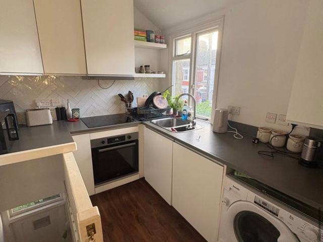 Room at Wheatlands Road, Greater London