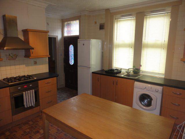 Room at Whingate Avenue, Leeds