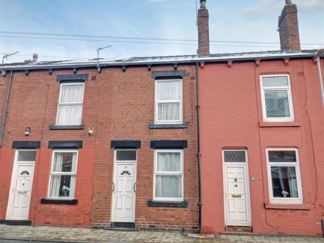 Room at Whingate Road, Leeds