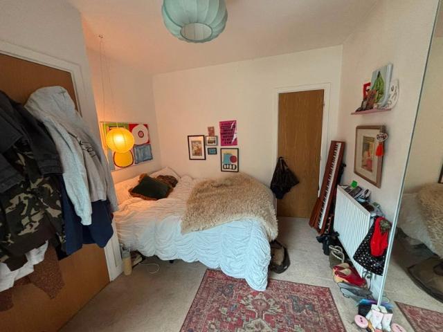 Room at Whiston Road, Greater London