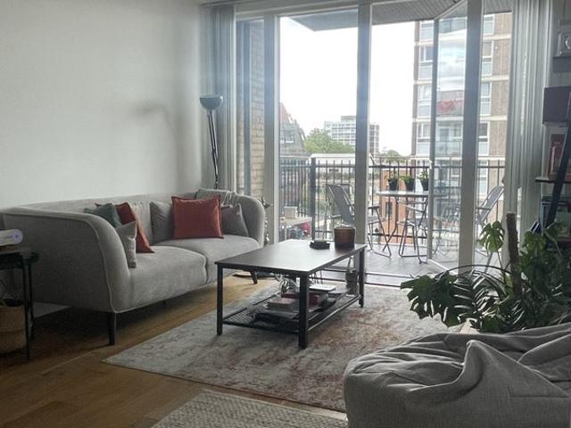 Room at Whiston Road, Greater London