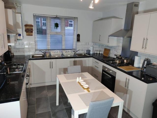 Room at Whitworth Road, Greater London