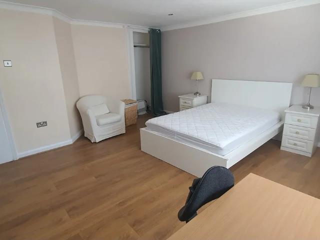 Room at Whitburn Road, Greater London