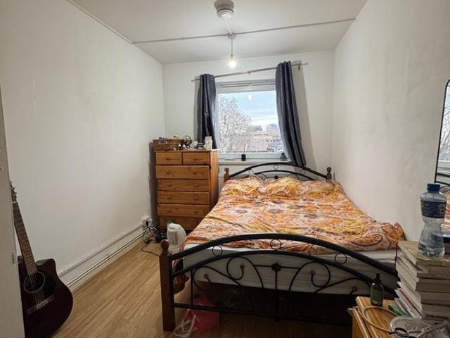 Room at White Horse Lane, Greater London