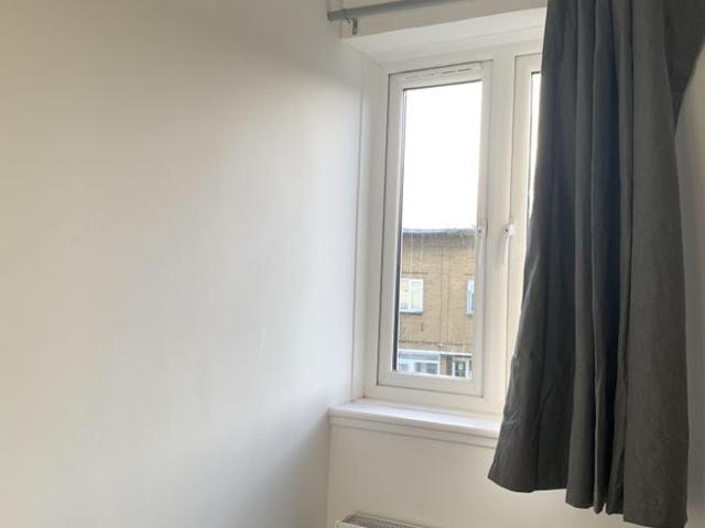 Room at White Horse Lane, Greater London