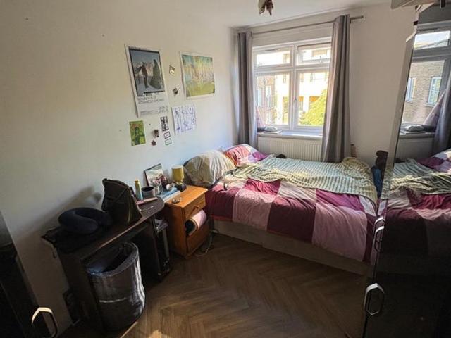 Room at White Horse Road, Greater London