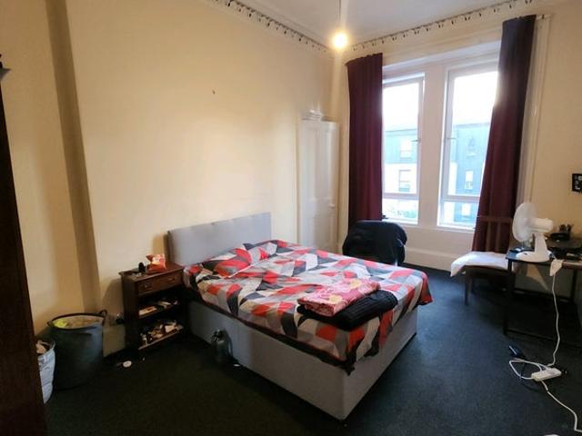 Room at Whitefield Road, Glasgow