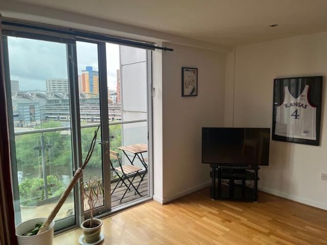 Room at Whitehall Quay, Leeds