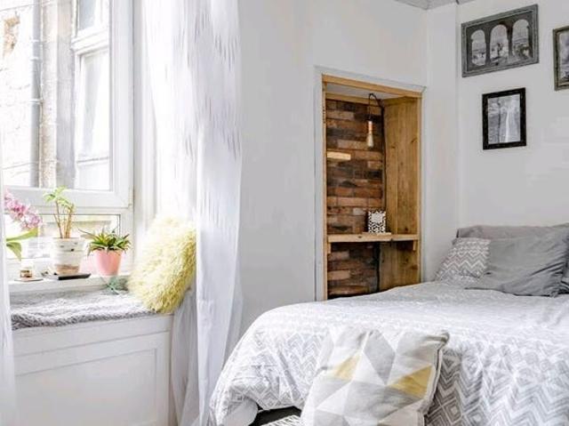 Room at Whitehill Street, Glasgow