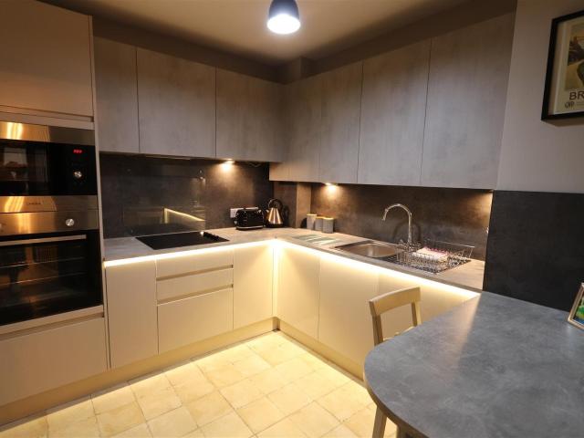 Room at Whiteladies Road, Bristol