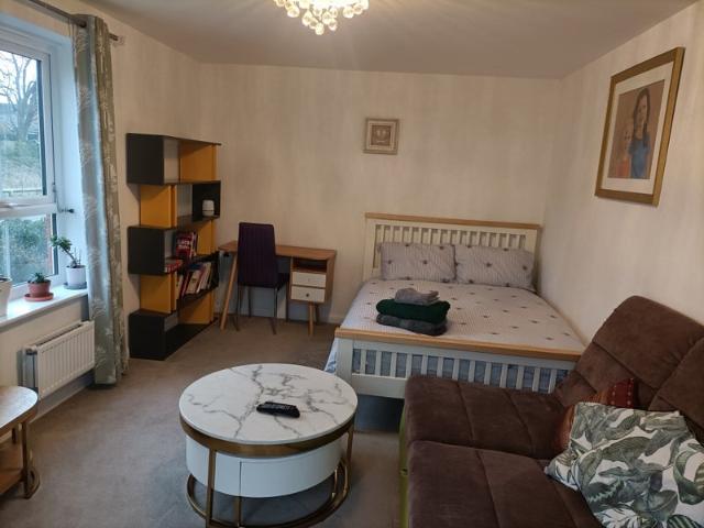 Room at Whitsun Leaze, Patchway