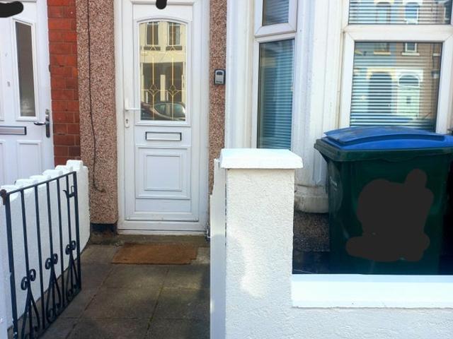 Room at Widdrington Road, Coventry