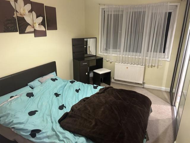 Room at Willaston Road, Birmingham