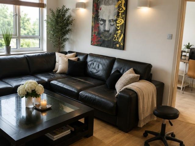 Room at Willesden Lane, Greater London