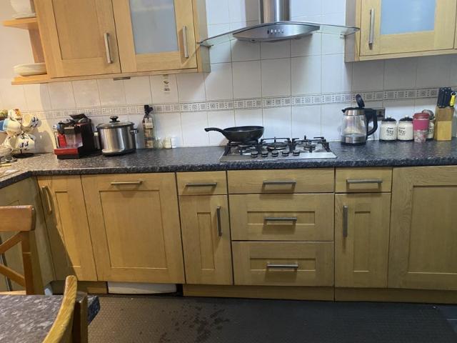 Room at Willow Close, Slough