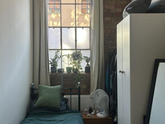 Room at Wilson Street, Bristol