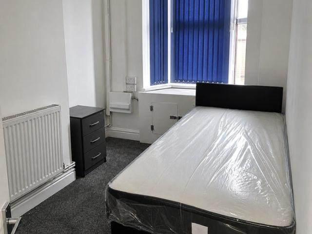 Room at Wilton Road, Birmingham