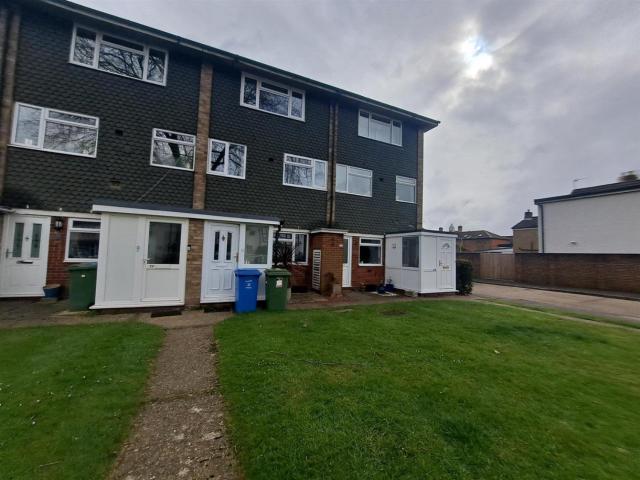 Room at Winchester Street, Rushmoor