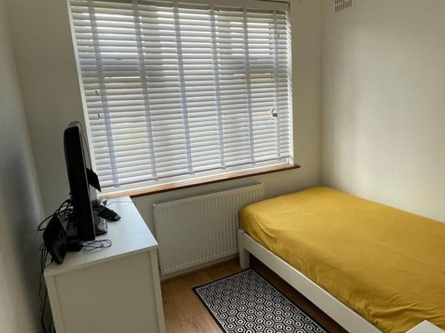 Room at Windermere Avenue, Greater London