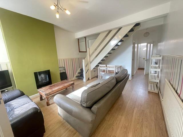 Room at Windermere Street, Leicester
