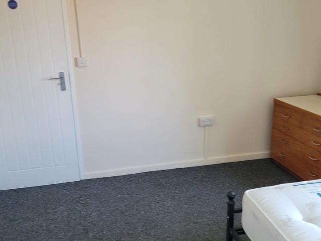 Room at Windrush Road, Southampton