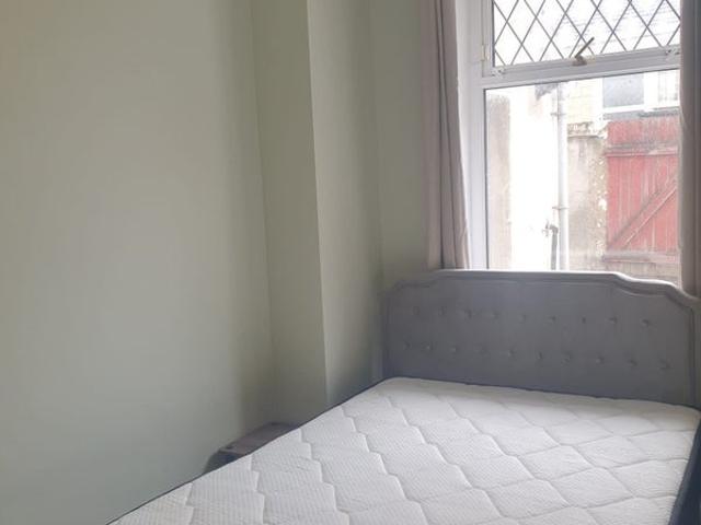 Room at Windsor Street, Burnley