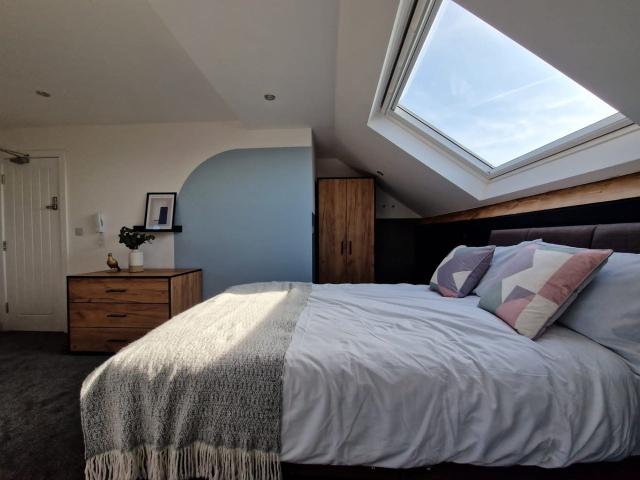Room at Windsor Street, Rugby