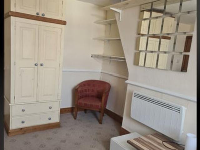Room at Windsor Road, Bournemouth