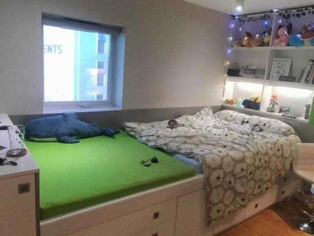 Room at Windsor Road, Cardiff