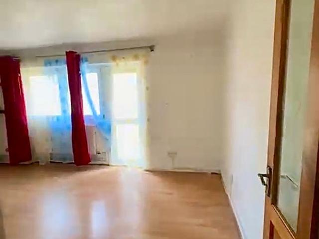 Room at Windsor Road, Greater London