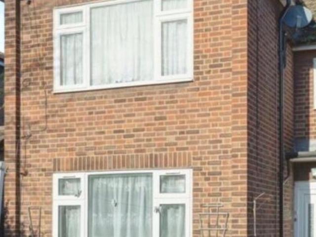 Room at Windsor Road, Greater London