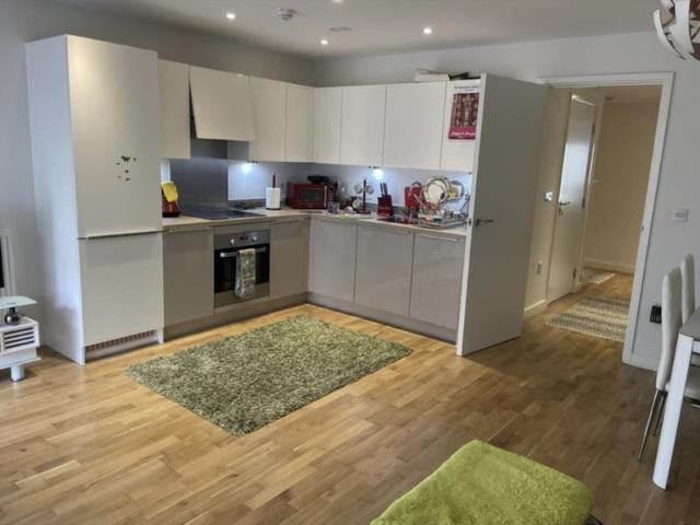 Room at Windsor Road, Slough