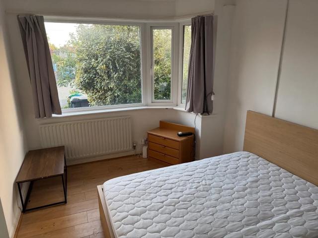 Room at Wingfield Road, Greater London