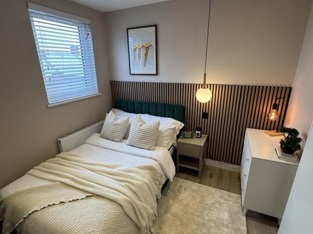 Room at Wingrove Road, Newcastle upon Tyne