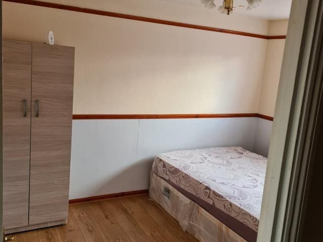 Room at Winifred Street, Greater London
