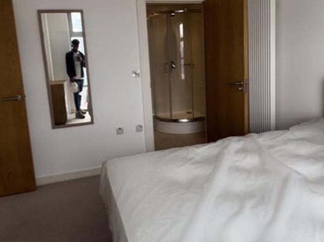 Room at Winston Way, Greater London