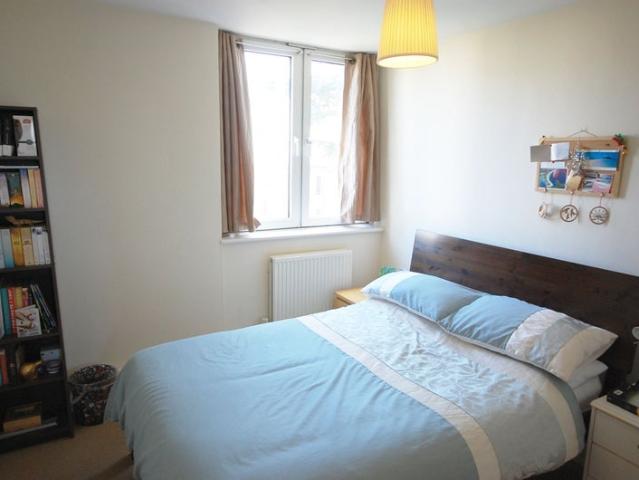 Room at Winterfold Close, Greater London