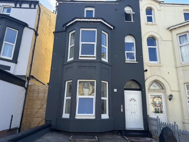 Room at Withnell Road, Blackpool