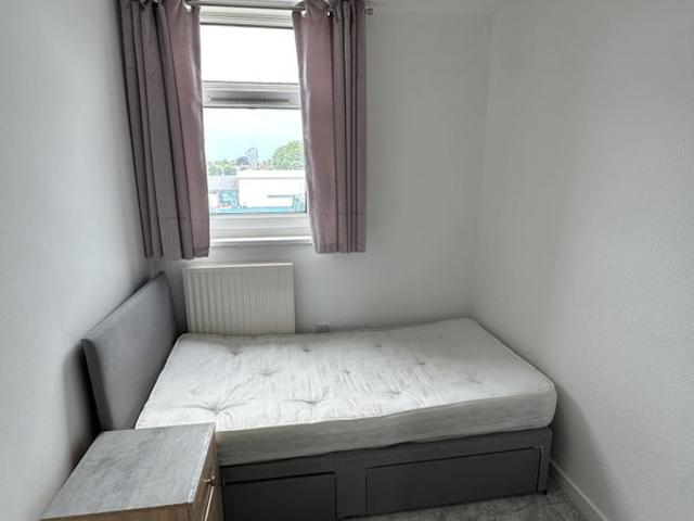 Room at Woking Close, Greater London