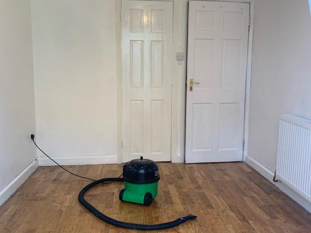 Room at Woodvale Avenue, Greater London