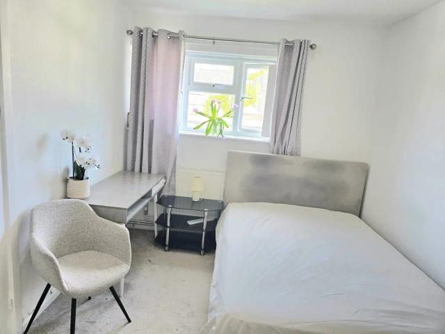 Room at Woodwicks, Three Rivers