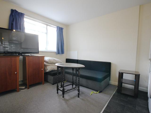 Room at Wood Lane, London