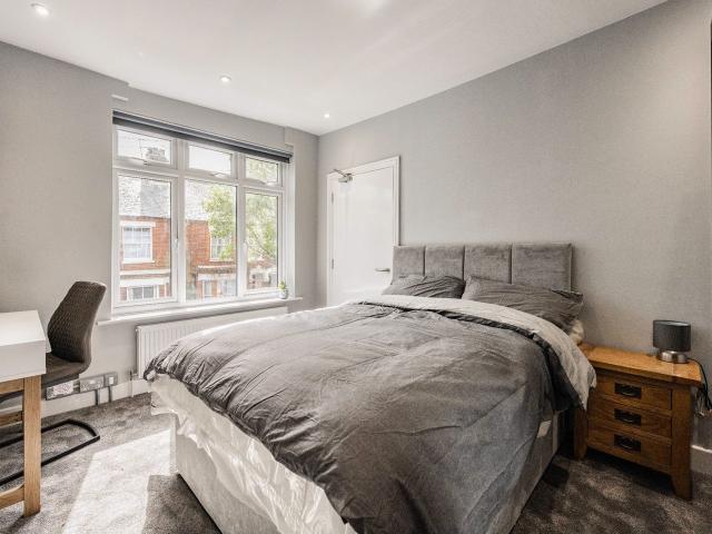 Room at Wood Street, Norwich
