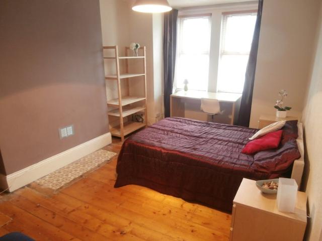 Room at Woodbine Street, Gateshead