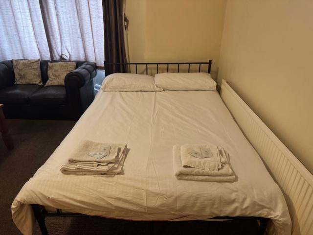 Room at Woodfield Road, Blackpool
